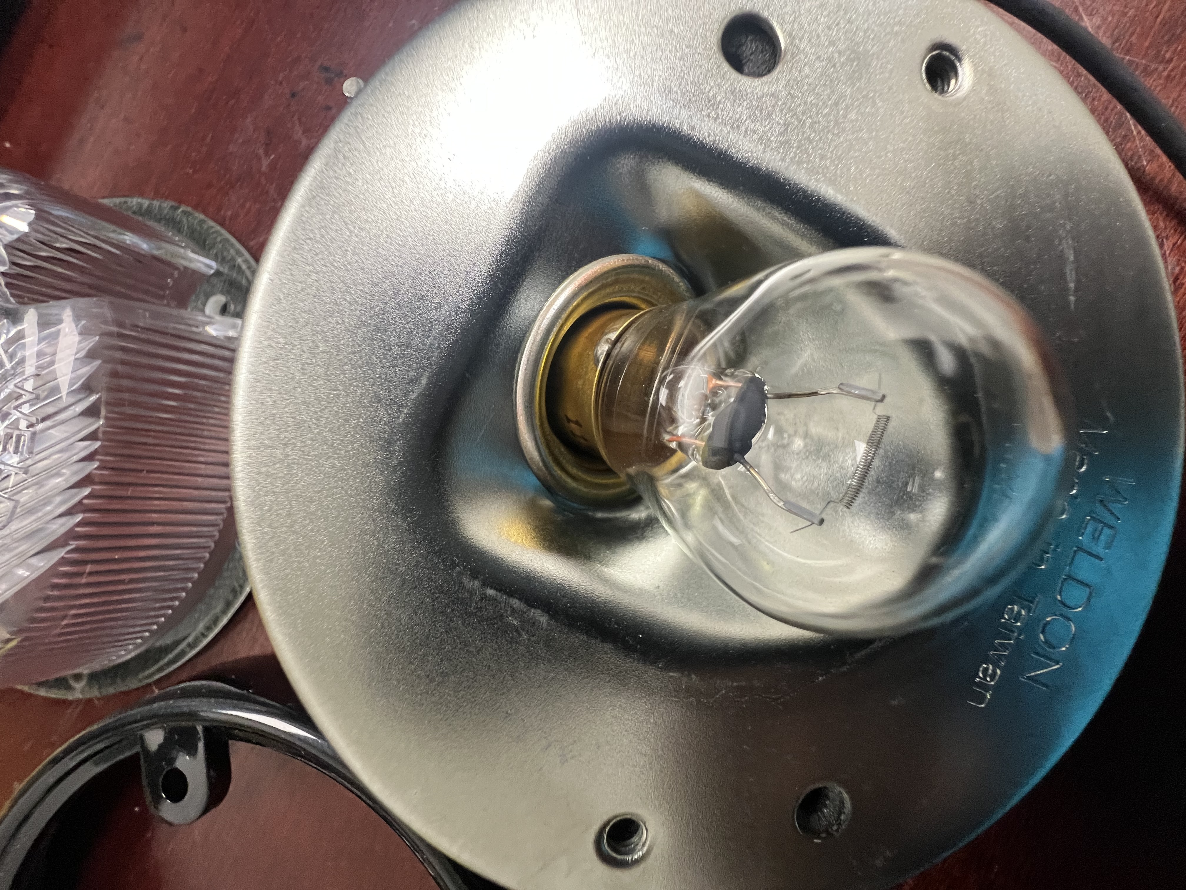 Genuine Weldon 9186-4570 Back Up Light 2 SCREWS DOT SAE PO3 for sale ...